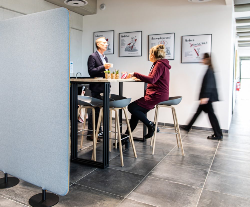 Visual separation – Myo Us